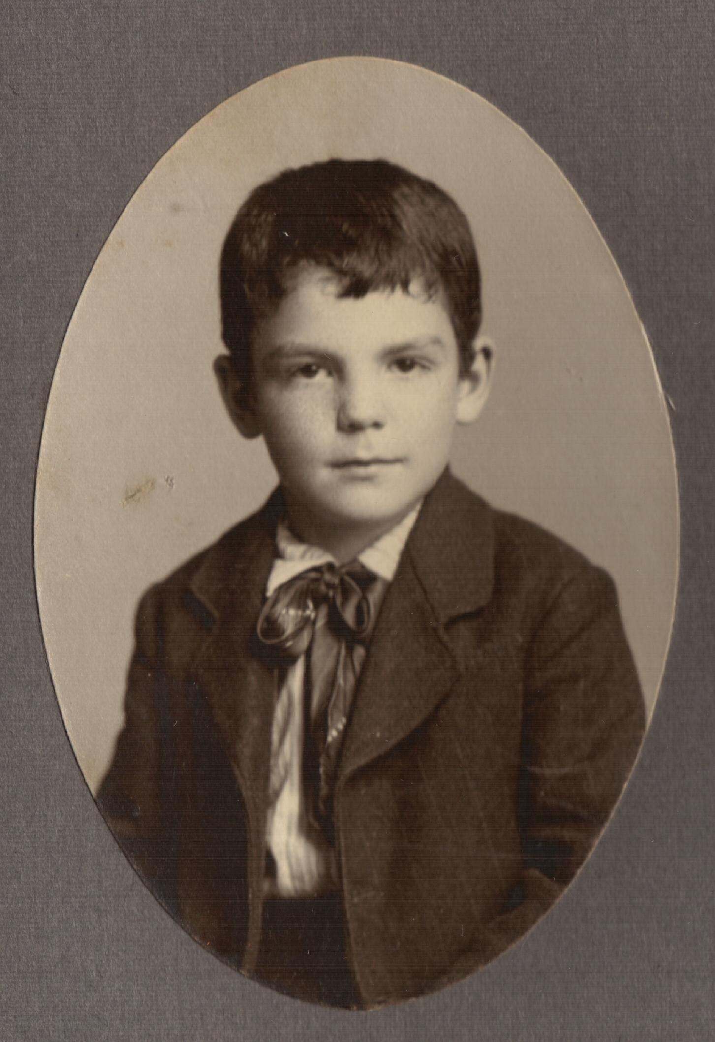 FamTree02 - pafg02.htm - Generated by Personal Ancestral File